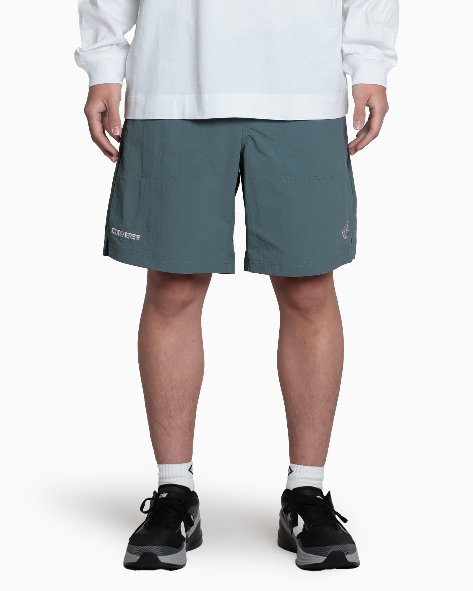 COLOR BLOCK WOVEN SHORTS (ブルーグレー)– コンバース オンライン ショップ | CONVERSE ONLINE SHOP