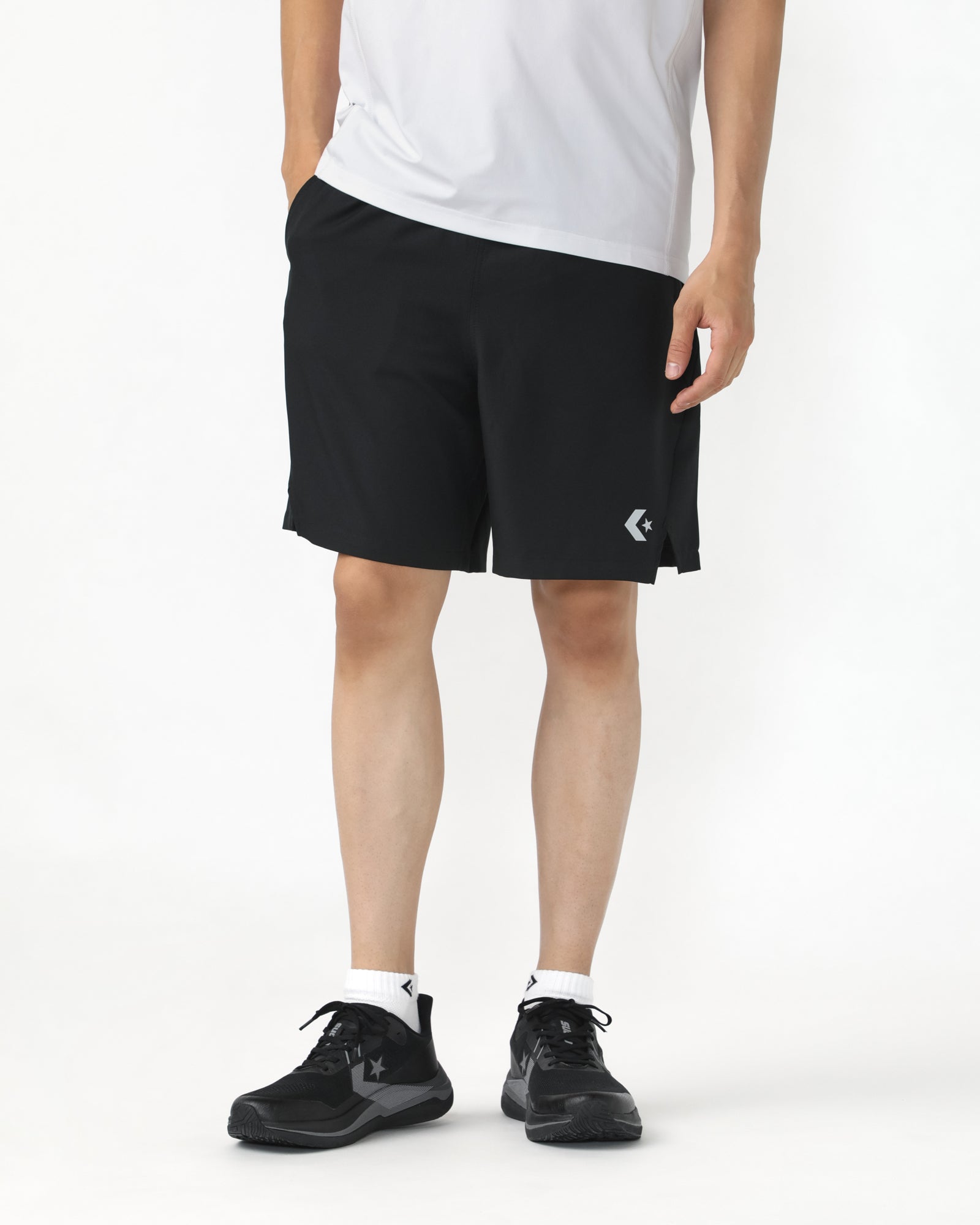 CV LIGHT WEIGHT SHORTS MENS (ブラック)– コンバース オンライン ショップ | CONVERSE ONLINE SHOP