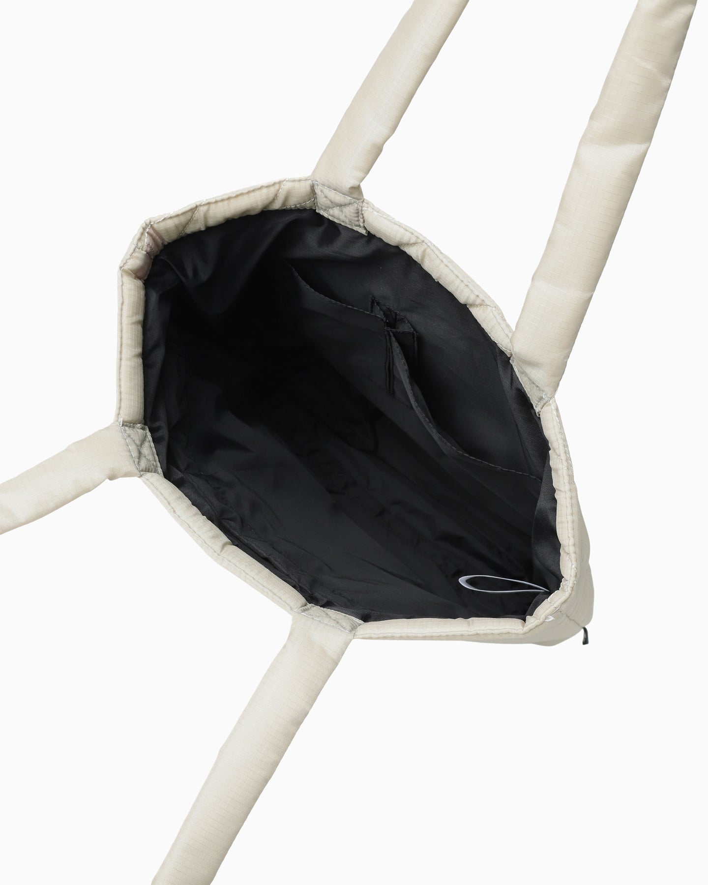 CS QUILT TOTE (ベージュ)– コンバース オンライン ショップ | CONVERSE ONLINE SHOP