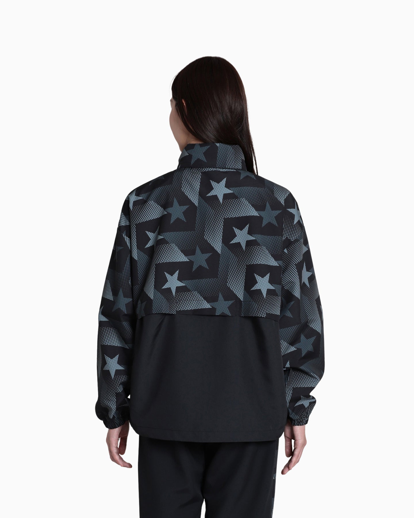 HOODED SP WOVEN JACKET W (ブラック)– コンバース オンライン ショップ | CONVERSE ONLINE SHOP